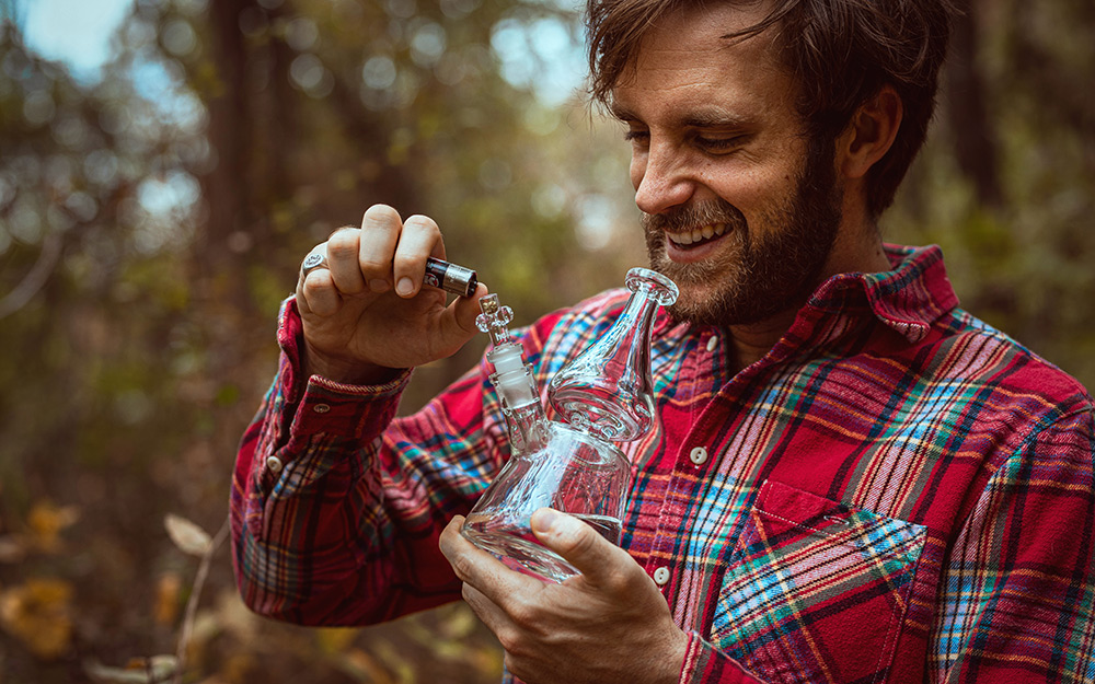 How to Consume Marijuana: Best and Safest Methods for Beginners